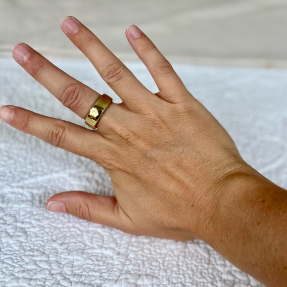 Oura | Jewelry | Oura Ring Horizon Gen 3 In Gold Size 8 | Poshmark
